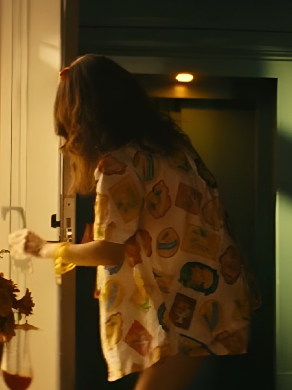 People We Meet on Vacation Emily Bader Postcard Print Shirt - Stardom ...